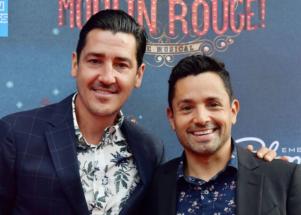 Jonathan Knight: Age, Net Worth, Married Life, Salary, Height, Weight ...